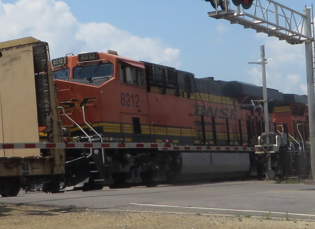 BNSF 8212